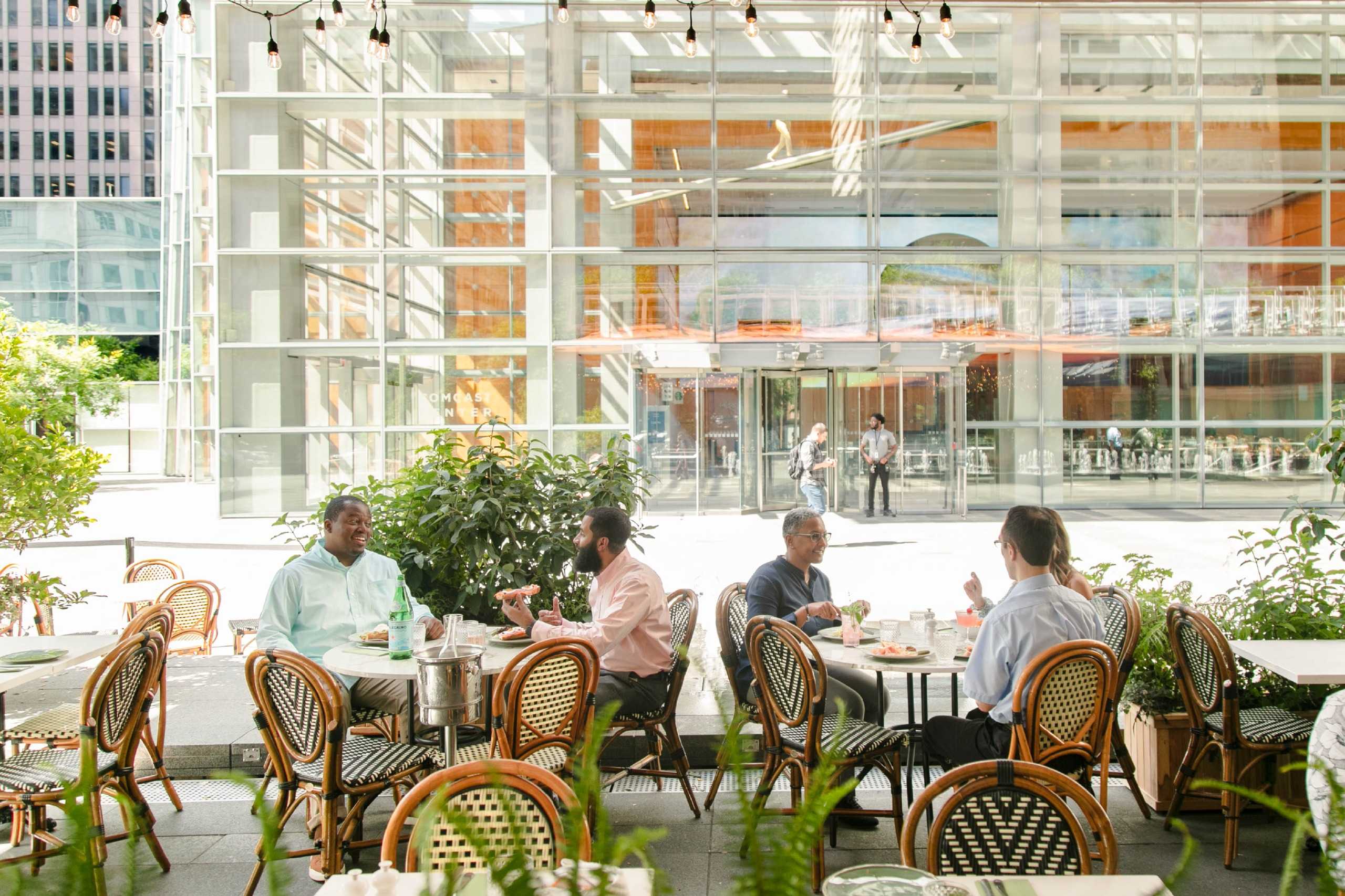 Eat Out USA | Café Click Philadelphia French-Inspired Al Fresco Dining