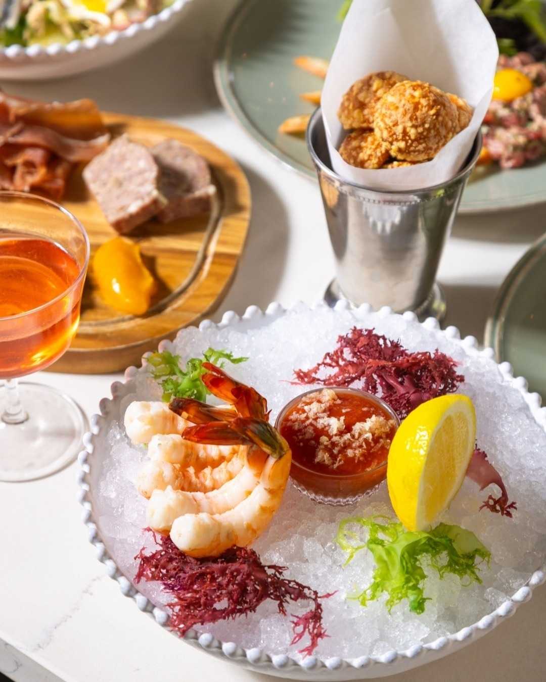 Eat Out USA | Café Click Philadelphia French-Inspired Al Fresco Dining